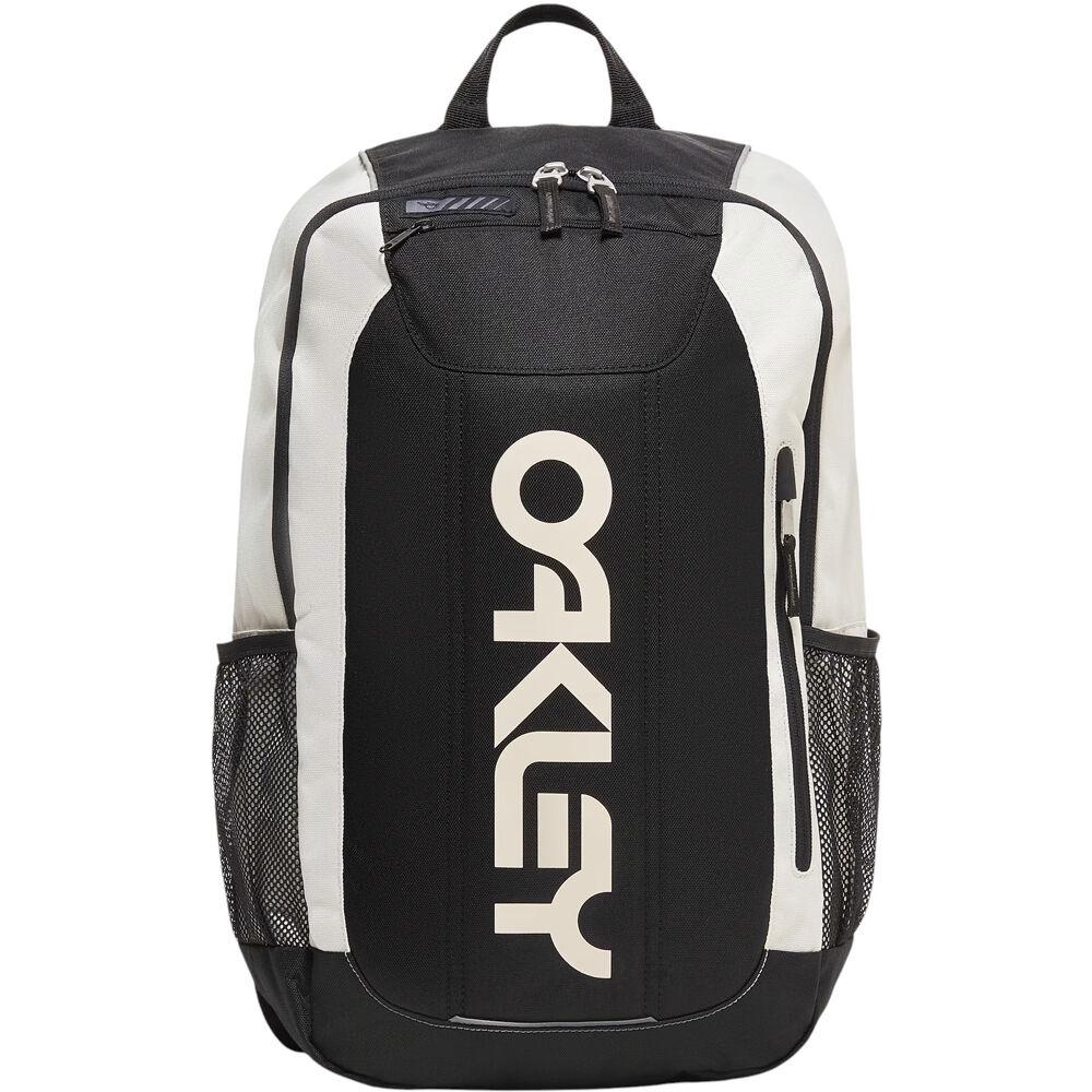 Oakley Enduro 3.0 20L Mist Backpack at MXstore
