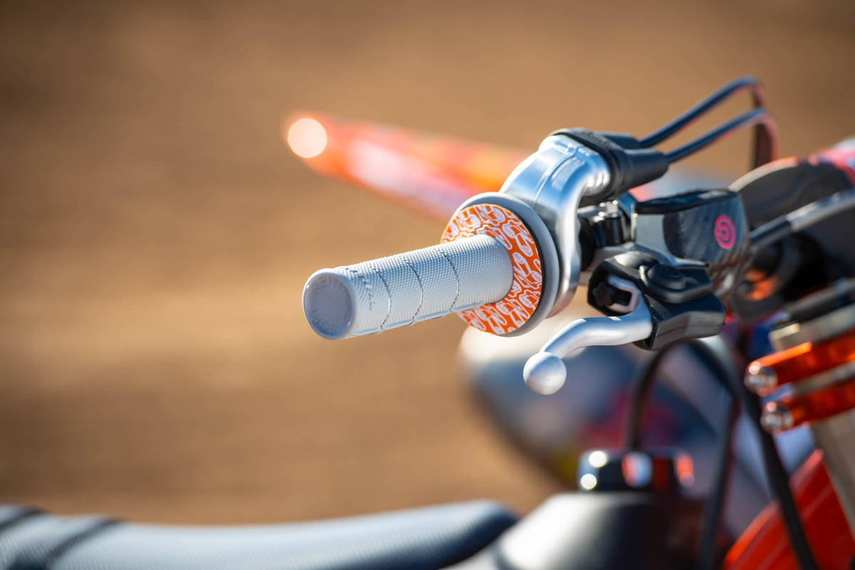 Ultimate Guide to Grips | MXstore Australia